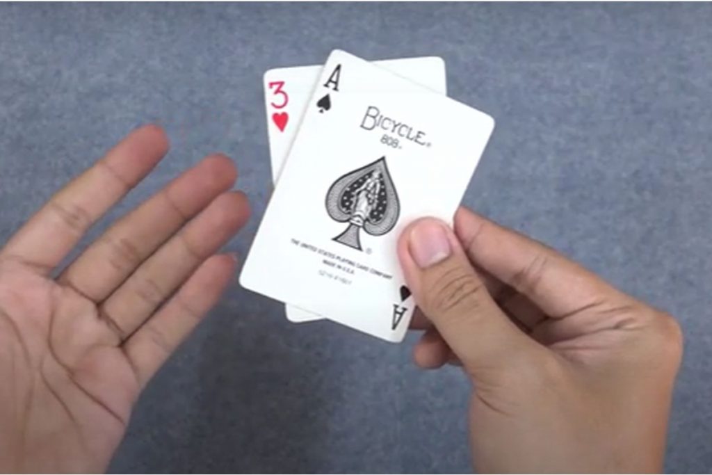 How to learn sleight of hand with cards - 7 Magic Inc