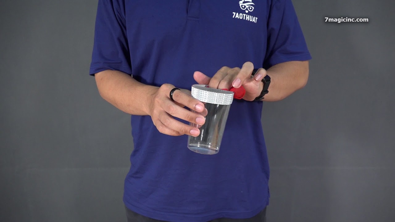 Top 5 Exciting Magic Tricks With Handkerchief - 7 Magic Inc